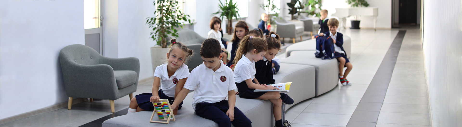 Main Hall and Exhibition Hall - EUROPEAN SCHOOL